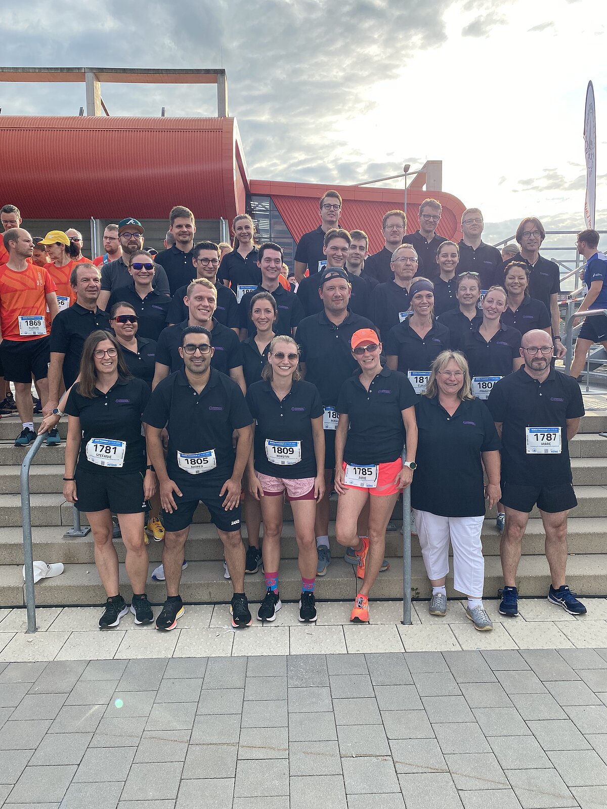 Kroschu-Team überzeugt beim REWAG Firmenlauf - Kromberg & Schubert